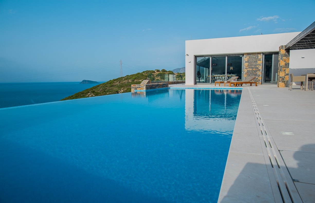 LUXURY VILLAS IN CRETE | Crete Homes | Crete Property | Real Estate